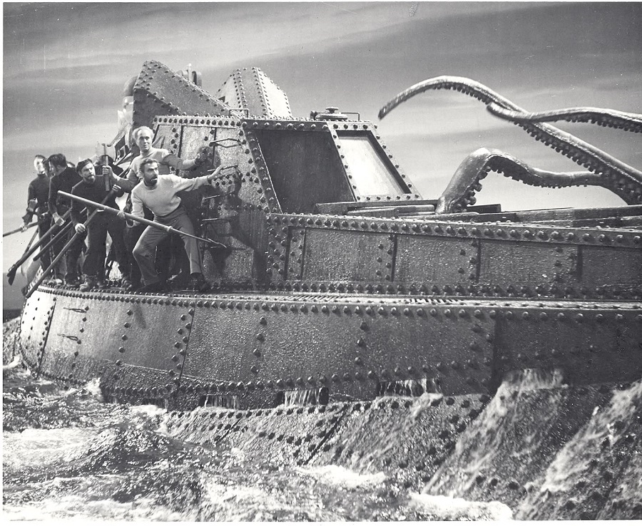 Llega a Vigo el Nautilus – Sociedade Jules Verne de Vigo